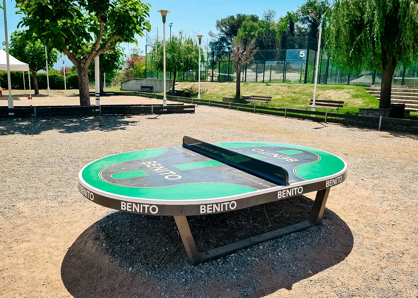 El club deportivo Tona renueva su alumbrado público y mobiliario urbano ...